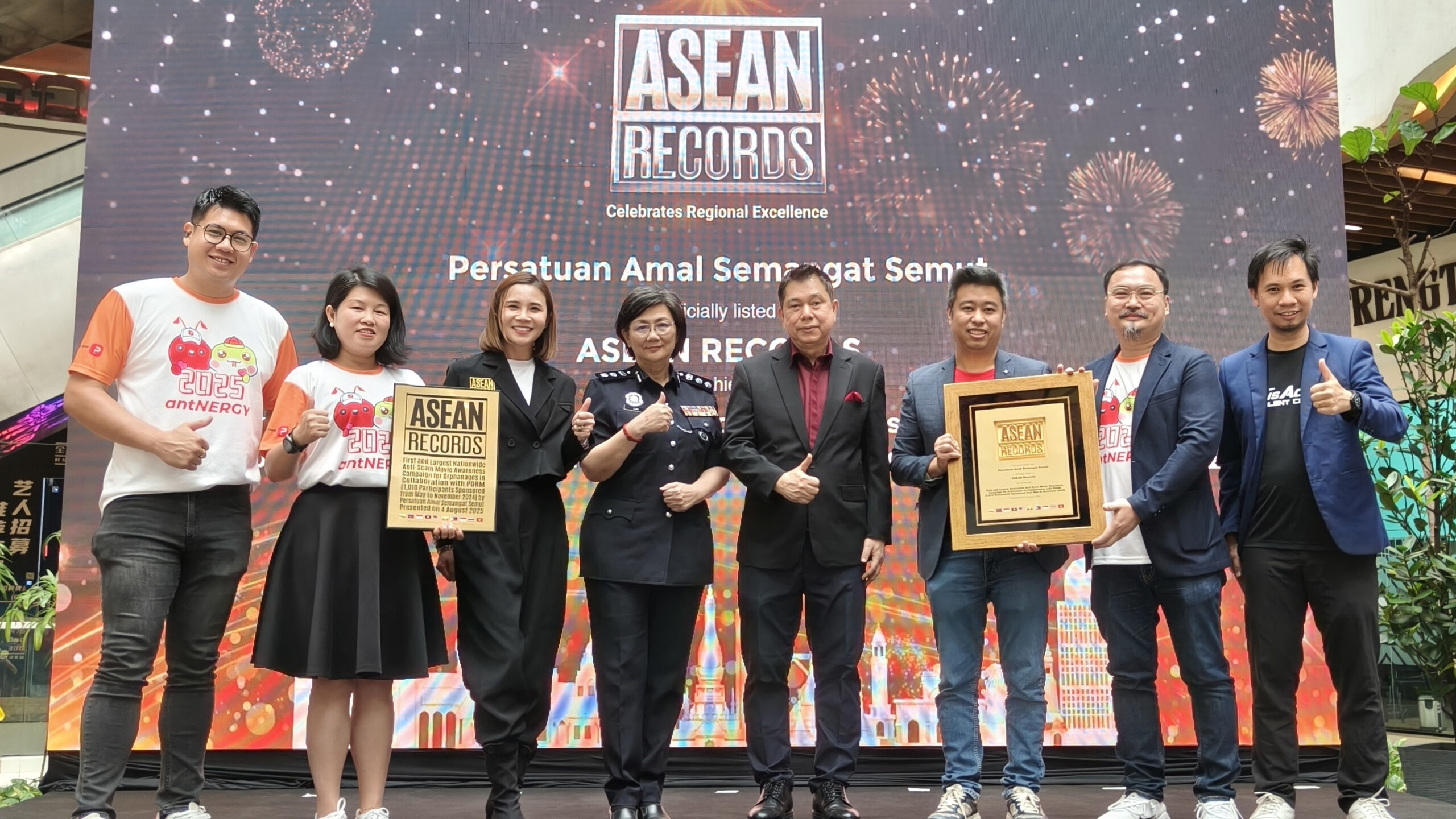 Persatuan Amal Semangat Semut Receives ASEAN Record for First and Largest Nationwide Anti-Scam ...